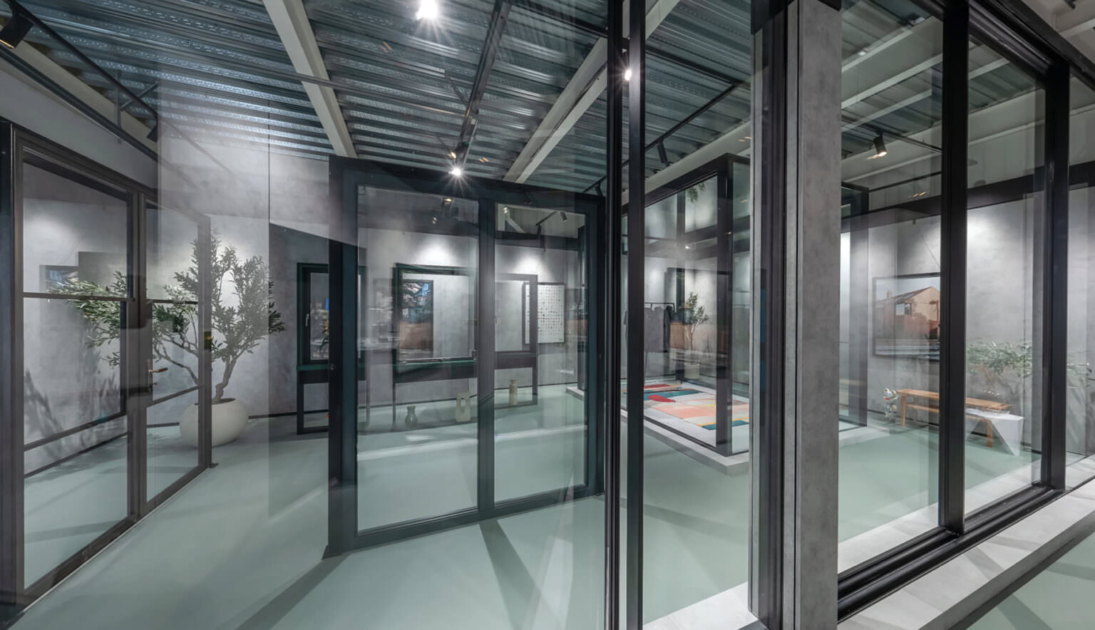 Interactive showroom tour for Fluid Glass - Architectural Glazing